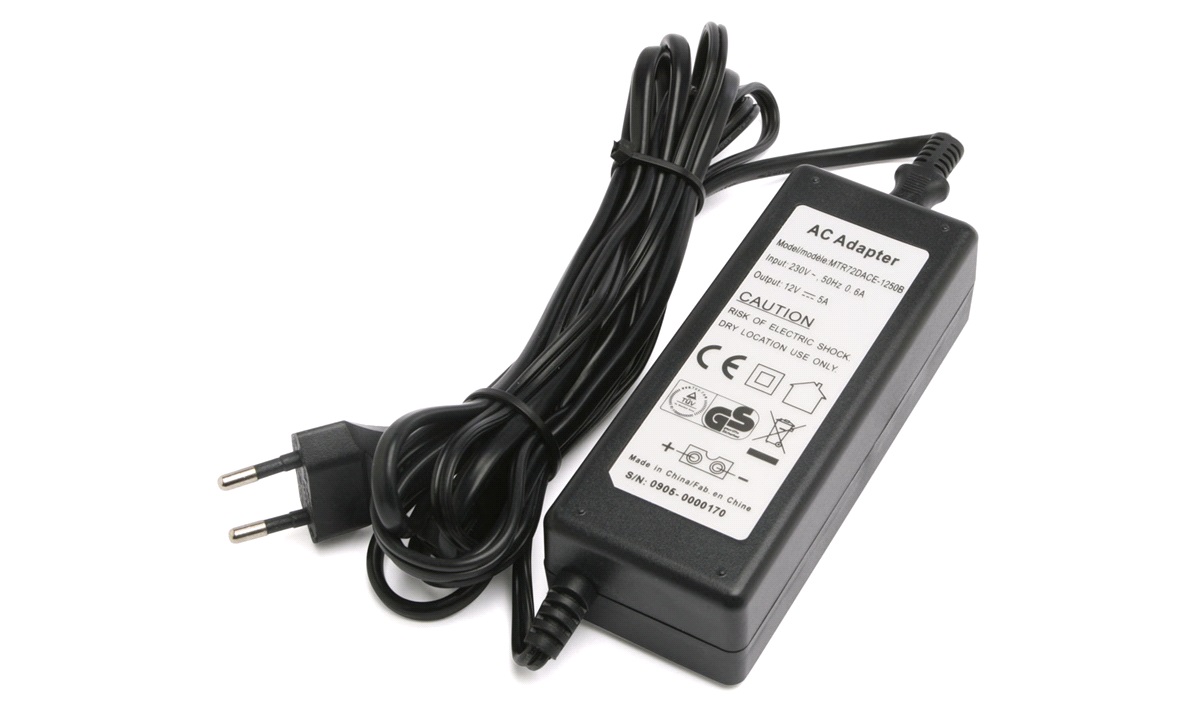 230v-12v-adapter-t-k-leboks-k-le-varmebokse-thansen-dk