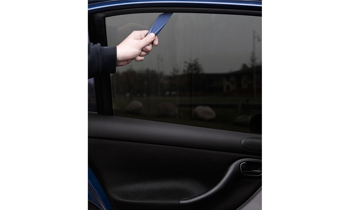 Monteringskit til solfilm - Solskjerming - thansen.no